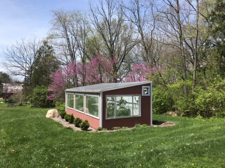 Walipini Greenhouse Considerations | Pit Greenhouse Pros and Cons